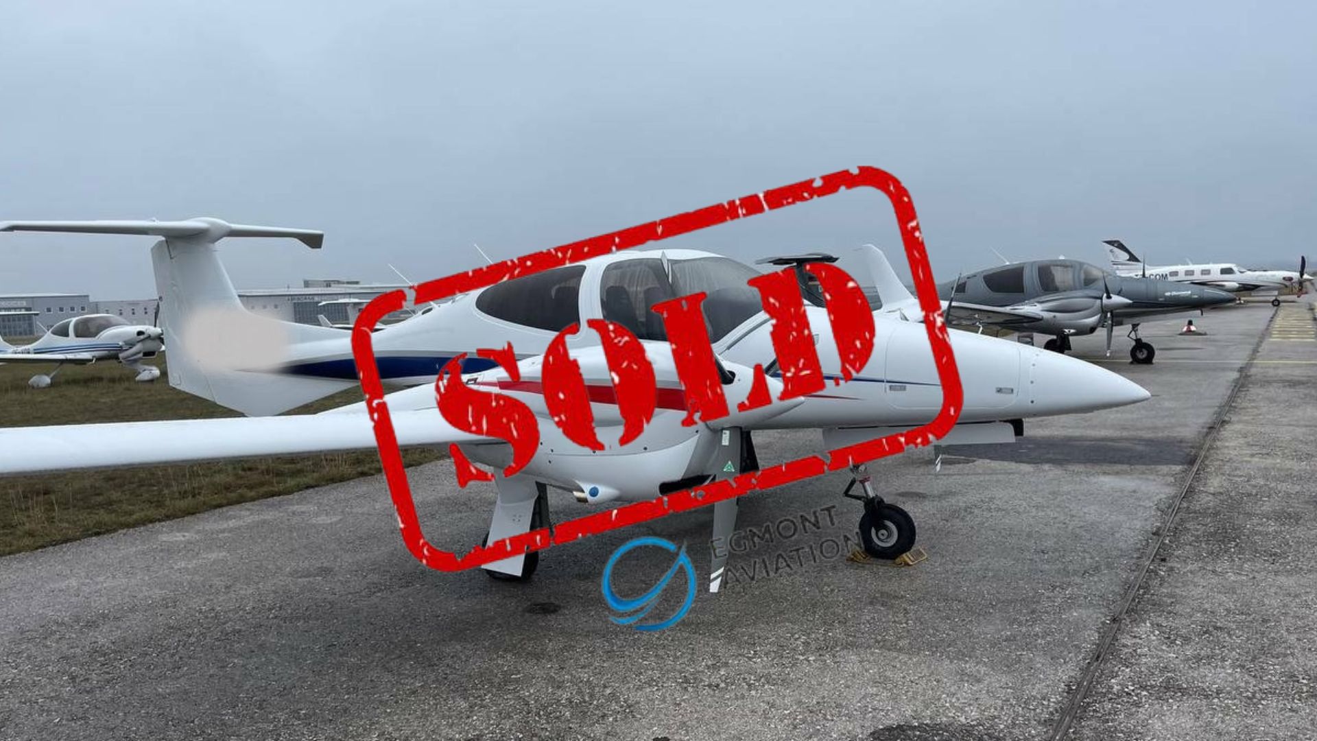 Diamond DA 42 IV . Egmont Aviation